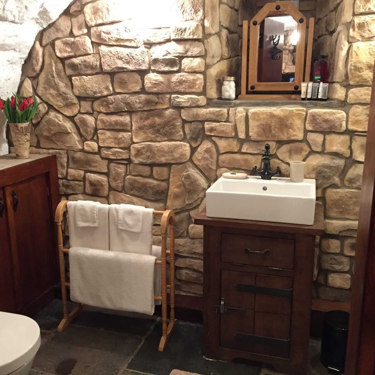 How To Use Stone Cladding To Enhance Your Interiors – Brick-Slips.UK